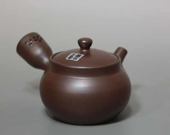 Banko pottery shidei teapots by Rigetsu