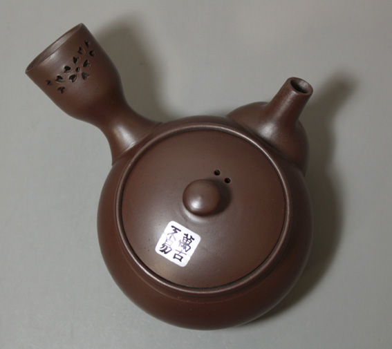 Banko pottery shidei teapots by Rigetsu